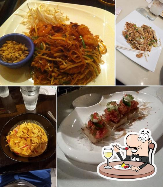 Pat GoGo Sushi And Thai in West Palm Beach - Restaurant menu and reviews