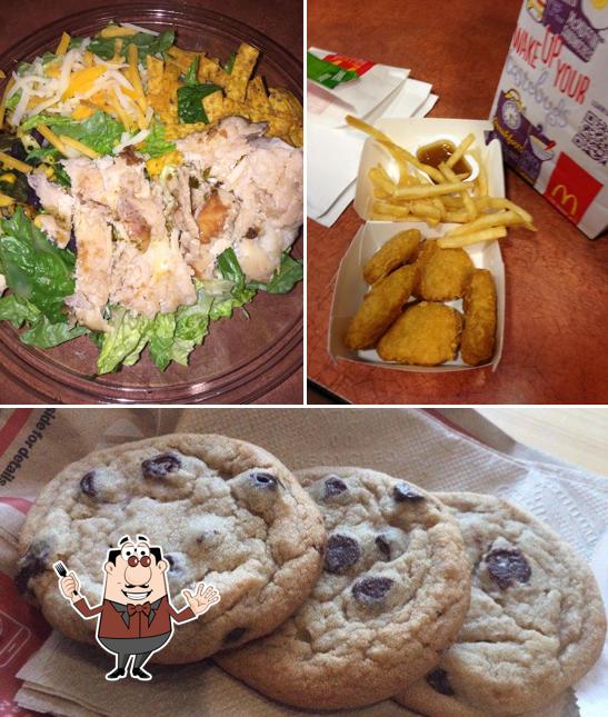 McDonald's, 686 6th Ave in New York City - Restaurant menu and reviews