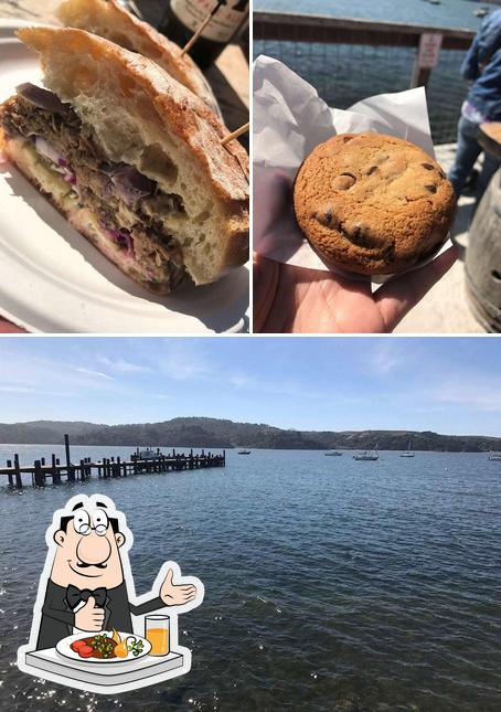 The Marshall Store, 19225 Route 1 in Marshall - Restaurant reviews