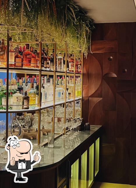 LOA, Saint Paul's Bay - Restaurant menu, prices and reviews