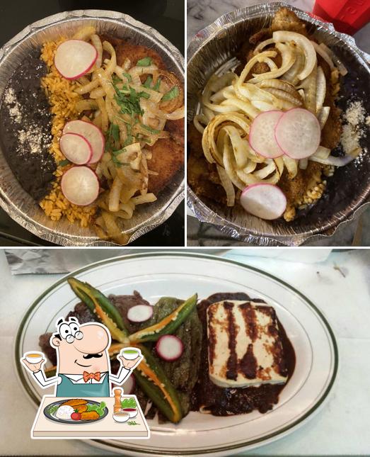 Tulcingo Azteca, New York City - Restaurant menu, prices and reviews