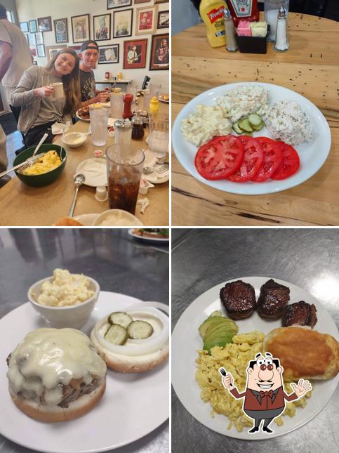Famous Mike's of Macon, Macon - Restaurant menu, prices and reviews