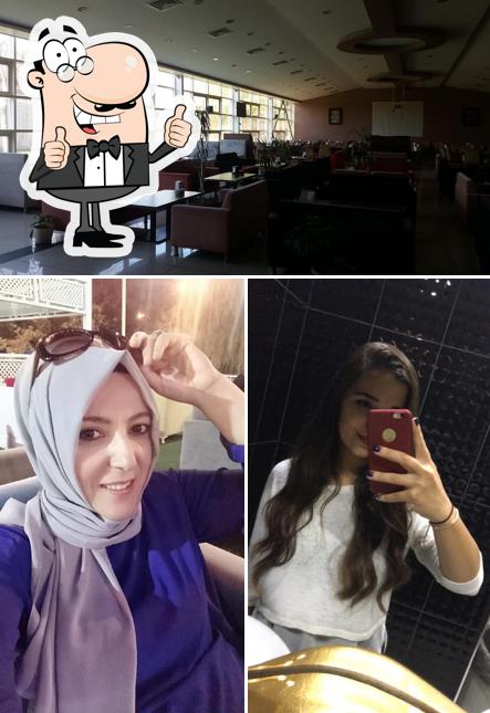 Sera Cafe Restaurant, Istanbul, Cami Mah. Şehitler Cad. Ahmet Kılıç ...