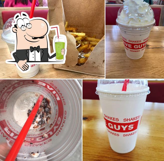 Five Guys, Utrecht, Stationsplein 20 - Restaurantspeisekarten und ...