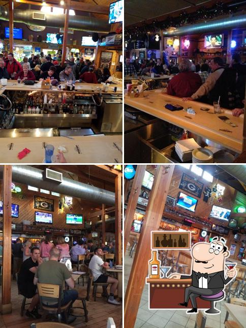 Curly's Waterfront Sports Bar & Grill in Pewaukee - Restaurant menu and ...