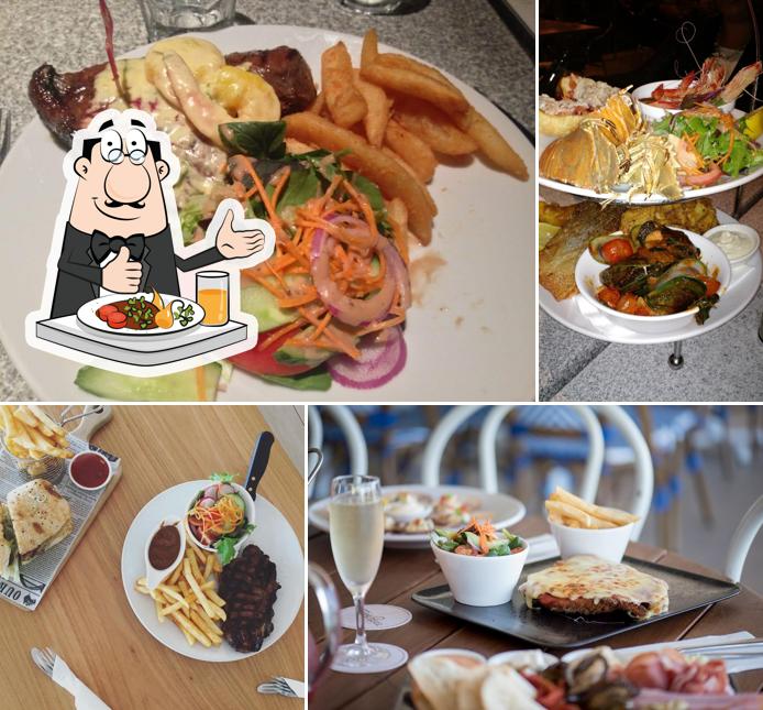 Trinity Beach Tavern in Trinity Beach - Restaurant menu and reviews