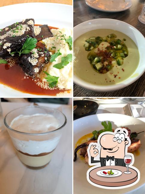 Moody Rooster in Westlake Village - Restaurant menu and reviews