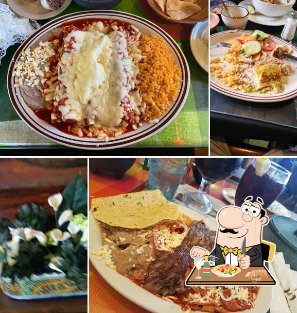 Manjares Restaurant in Chicago - Restaurant menu and reviews
