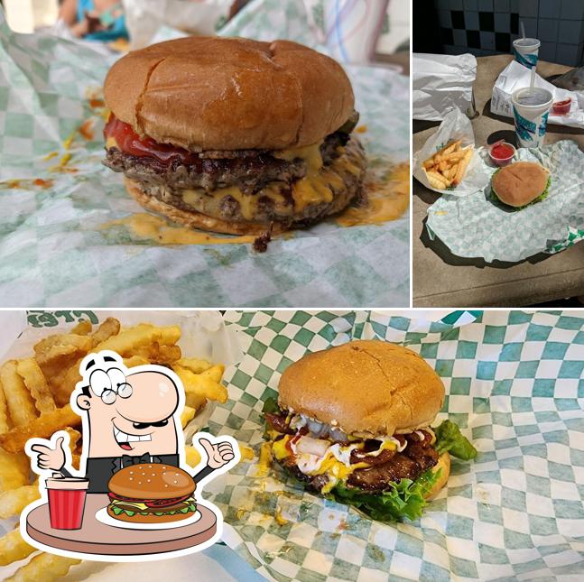 Christy Creme, Council Bluffs - Restaurant menu, prices and reviews