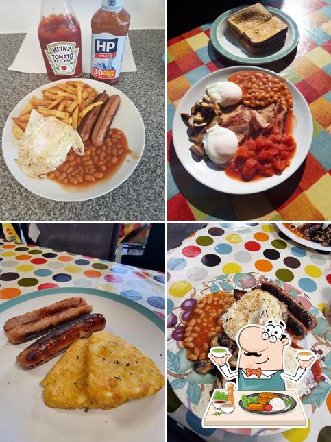 Real Nosh Cafe, Redditch - Restaurant menu, prices and reviews