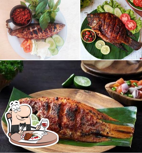 Ikan dan Ayam Bakar mbak Ning restaurant, North Jakarta - Restaurant ...