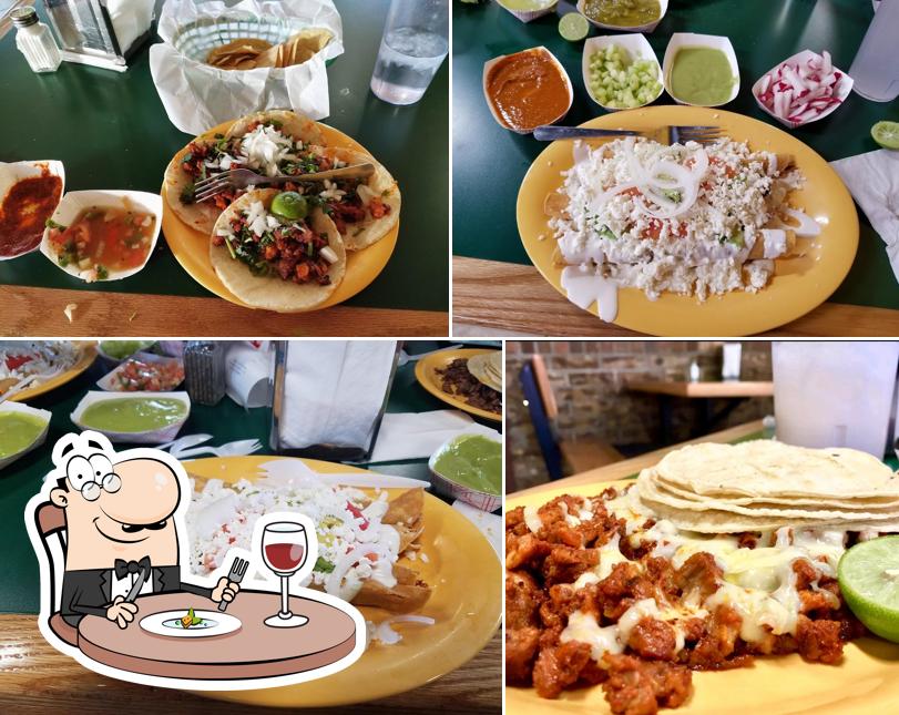 Taqueria El Cometa, El Paso - Restaurant menu, prices and reviews