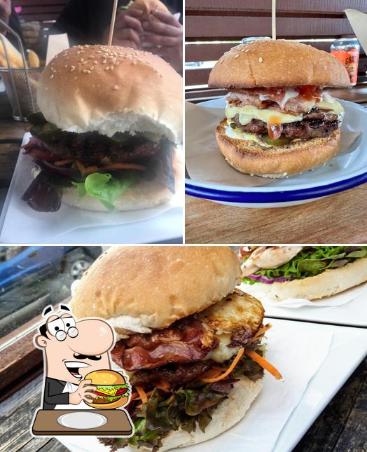 Red Star Burger Bar, Wanaka - Restaurant menu, prices and reviews