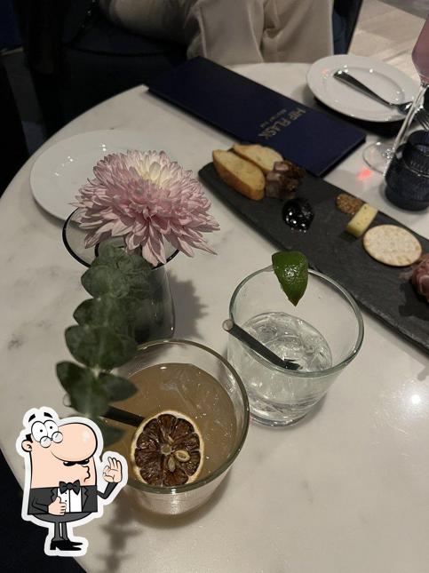 Hip Flask Rooftop Bar, Bethesda - Restaurant menu, prices and reviews