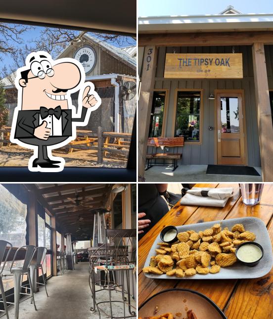 The Tipsy Oak, 301 E Front St in Arlington - Restaurant menu and reviews