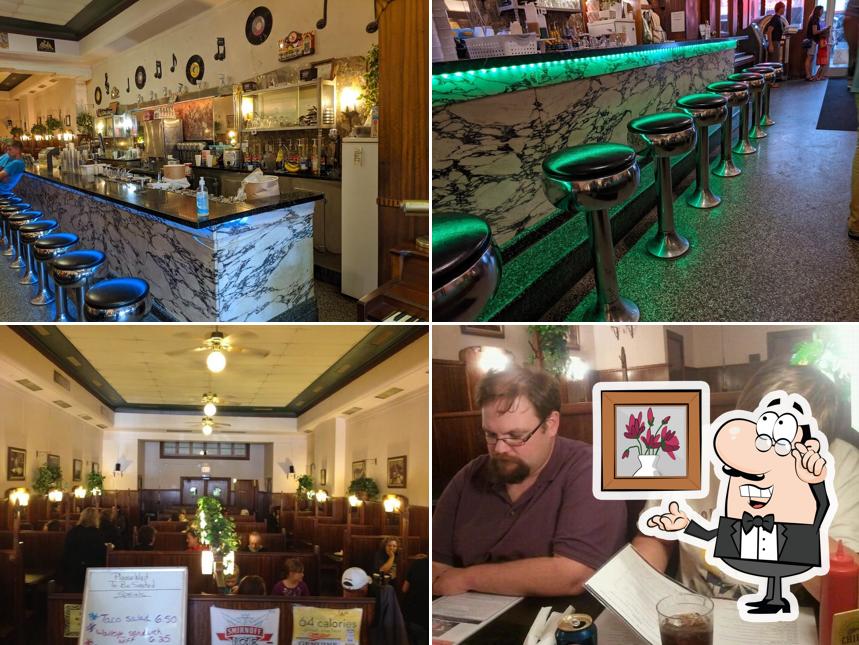 Princess Grill & Pizzeria in Iowa Falls - Restaurant menu and reviews