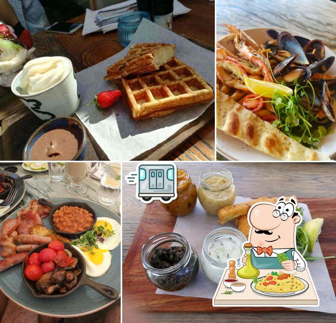 Life Grand Cafe Waterfront, Cape Town, 2 Pierhead Road - Restaurant reviews