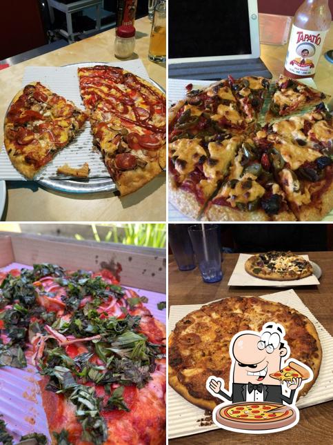 Redwood Pizzeria in Felton - Restaurant menu and reviews