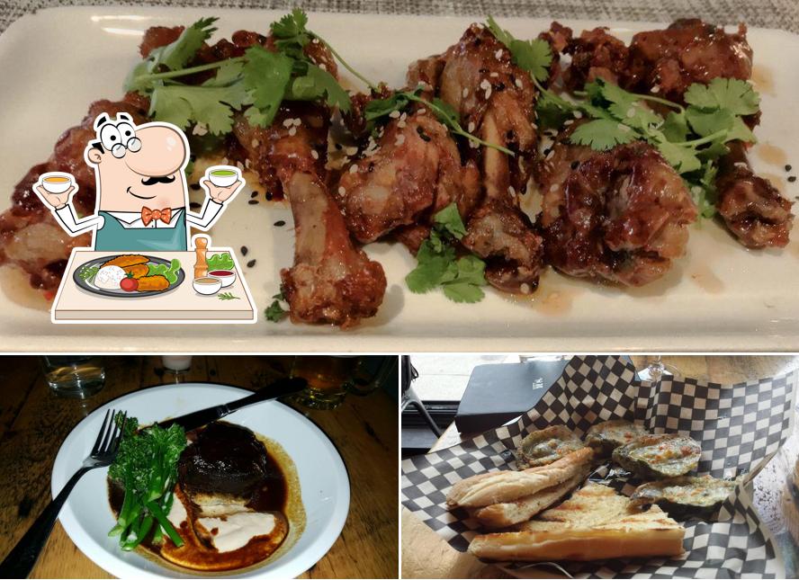 Ward 8, Boston, North - Restaurant menu, prices and reviews