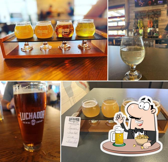 Luchador Brewing, Cathedral City - Restaurant menu, prices and reviews