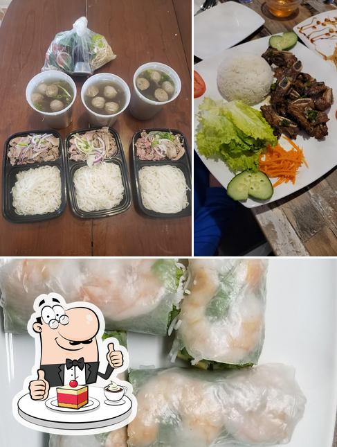Pho Simcoe, Wasaga Beach - Restaurant menu, prices and reviews