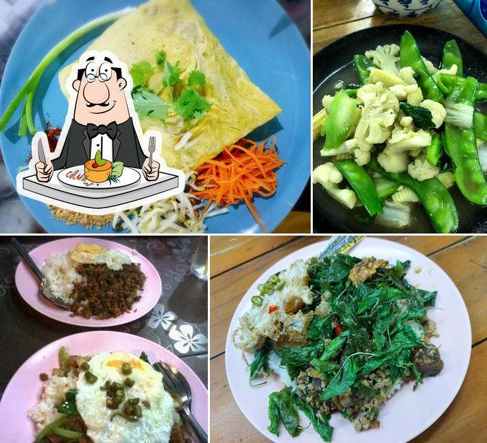 Supattra Thai Food restaurant, Chiang Mai, 326/10-11 ถ.เชียงใหม่-ลำพูน ...