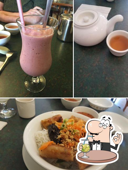 Golden Bird Restaurant in Edmonton - Restaurant menu and reviews