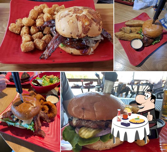 Top Gun Bar & Grill in Puyallup - Restaurant menu and reviews