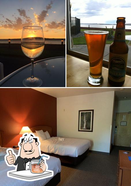 River Lodge + Cabins in Boardman - Restaurant menu and reviews