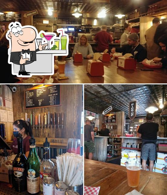 Small Cheval, 1732 N Milwaukee Ave in Chicago - Restaurant menu and reviews
