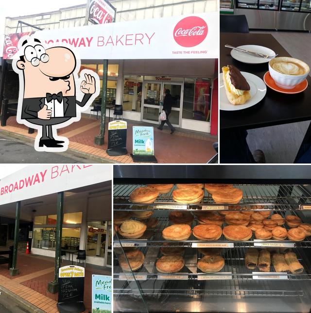 Broadway Bakery in Stratford - Restaurant reviews