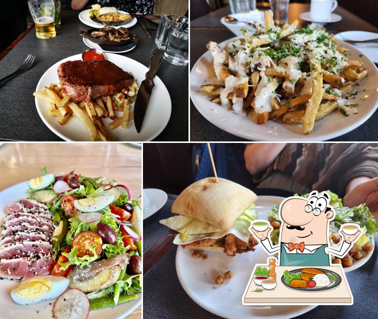 St. James' Gate, 14 Church St in Moncton - Restaurant menu and reviews