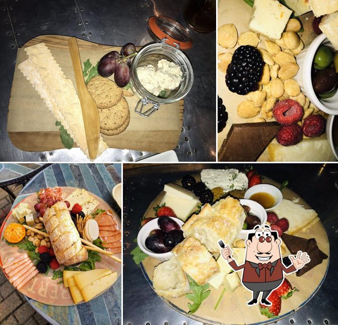 Top 5 restaurants with cheese plate in Grosse Pointe Park, december ...