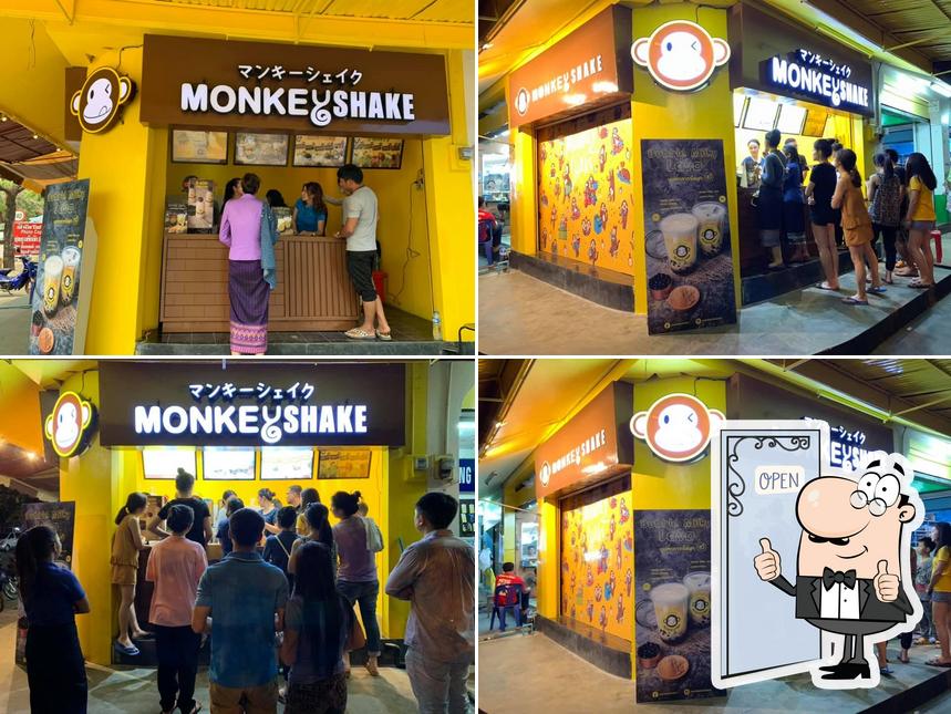 MONKEY SHAKE restaurant, Bangkok, 47 Thanon Pracha Songkhro ...