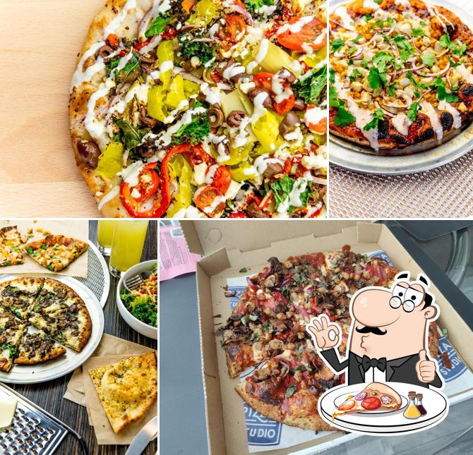 Pizza Studio, Toronto, Wellesley - Restaurant menu, prices and reviews