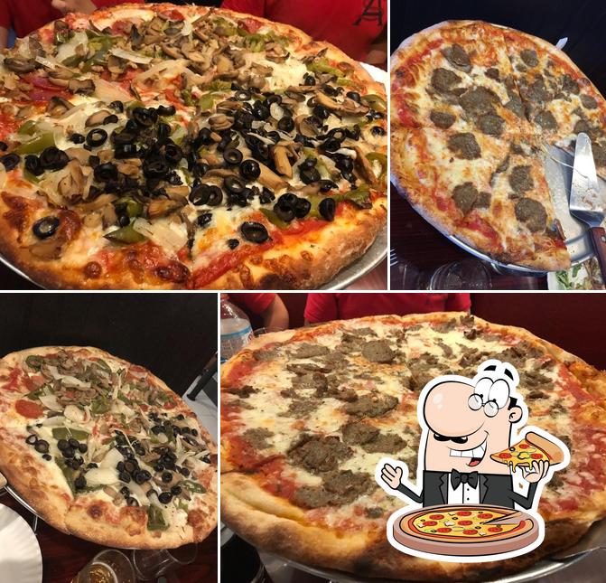 Palumbo's Pizzeria, 7711 Collier Blvd #107 in Lely Resort - Restaurant ...