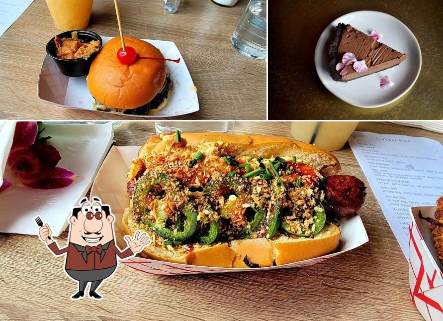 Strange Bird, Indianapolis - Restaurant menu, prices and reviews
