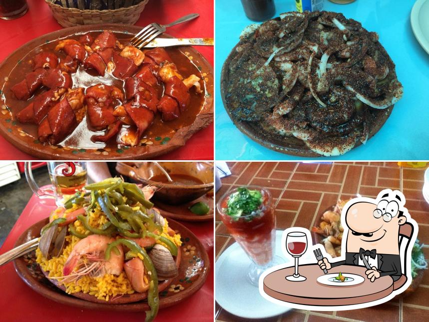 Pizza&beer201 'Mariscos Octopus' restaurant, Mexico City - Restaurant ...