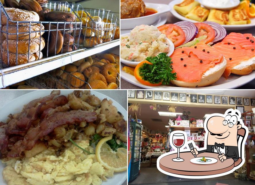 D Z Akin's, San Diego - Restaurant menu, prices and reviews