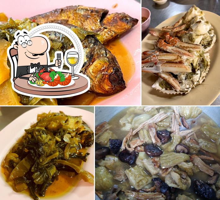 Lim Yong Heng (Pla Kok) 100 year traditional Braised Fish with Salted ...