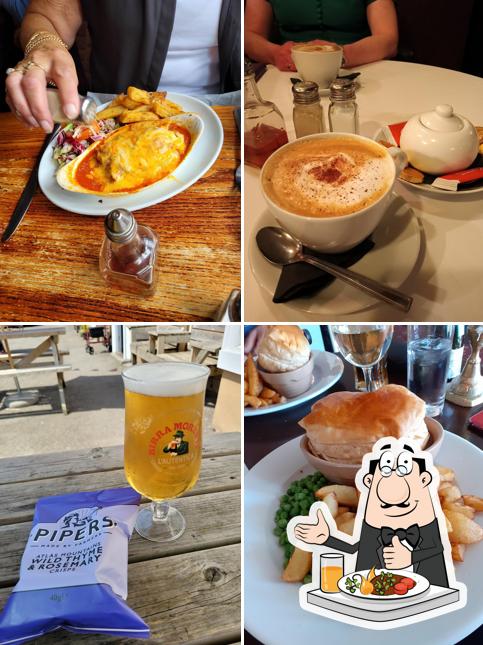 Dun Cow Inn, 43 Front St in Sedgefield - Restaurant menu and reviews