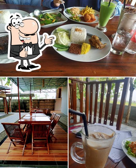 Phinisi Cafe & Resto, Kroya - Restaurant reviews
