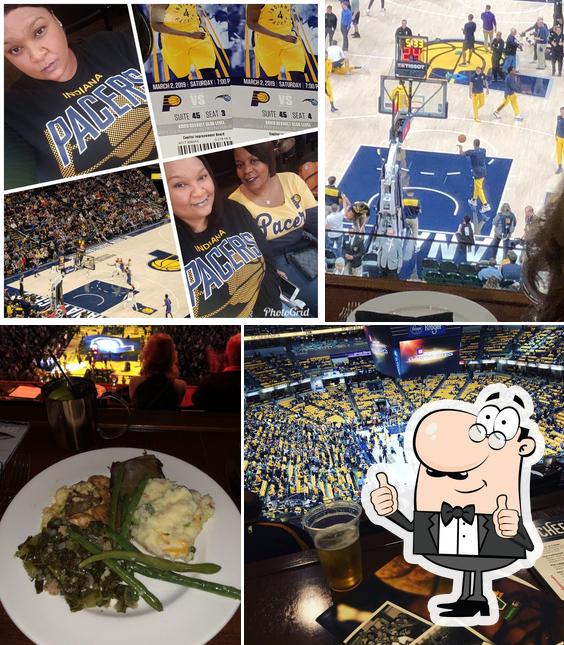 Varsity Club Restaurant in Indianapolis - Restaurant menu and reviews
