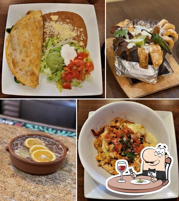 El Azteca Mexican Restaurant, 2476 Nimmo Pkwy #103 in Virginia Beach ...