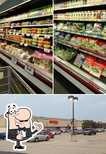 Butera Market in Lindenhurst - Restaurant reviews