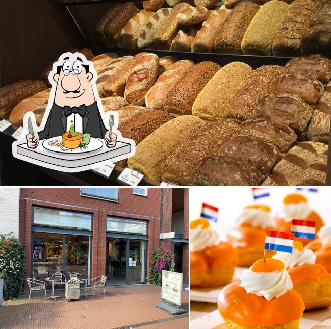 Rijnbeek bakery, Pijnacker, Hoefbladplein 13 - Restaurant reviews