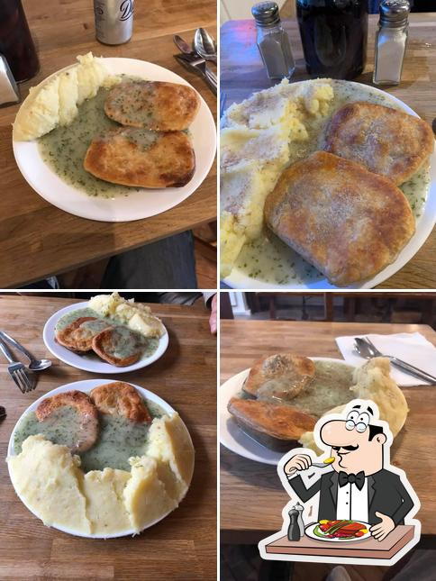 Manze's Pie & Mash, Braintree - Restaurant menu, prices and reviews