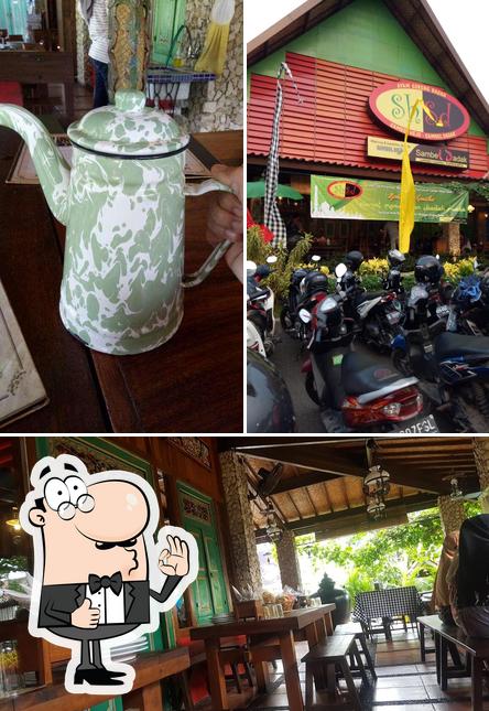 SHSD Sambel Hejo Sambel Dadak Grand Wisata restaurant, Bekasi Regency ...