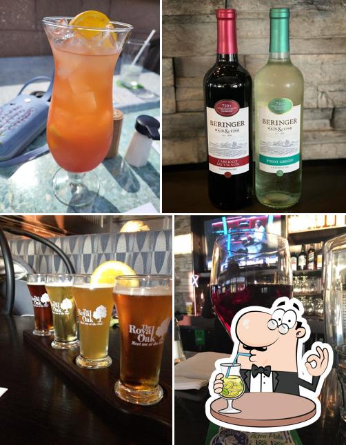 The Royal Oak - Whitby North, 304 Taunton Rd E in Whitby - Restaurant ...