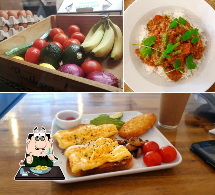 Three Beans Cafe & Deli in Mooroolbark - Restaurant menu and reviews
